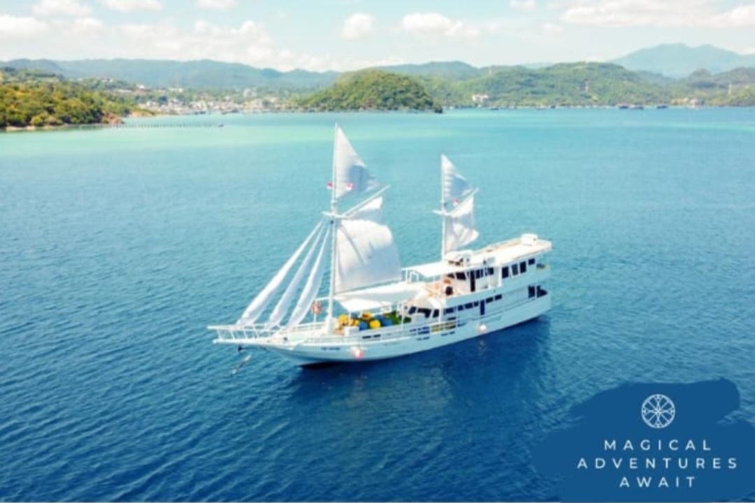 Sailing Trip 4D3N Live on Board (Open Trip) + Hotel Labuan Bajo | Uklamoya